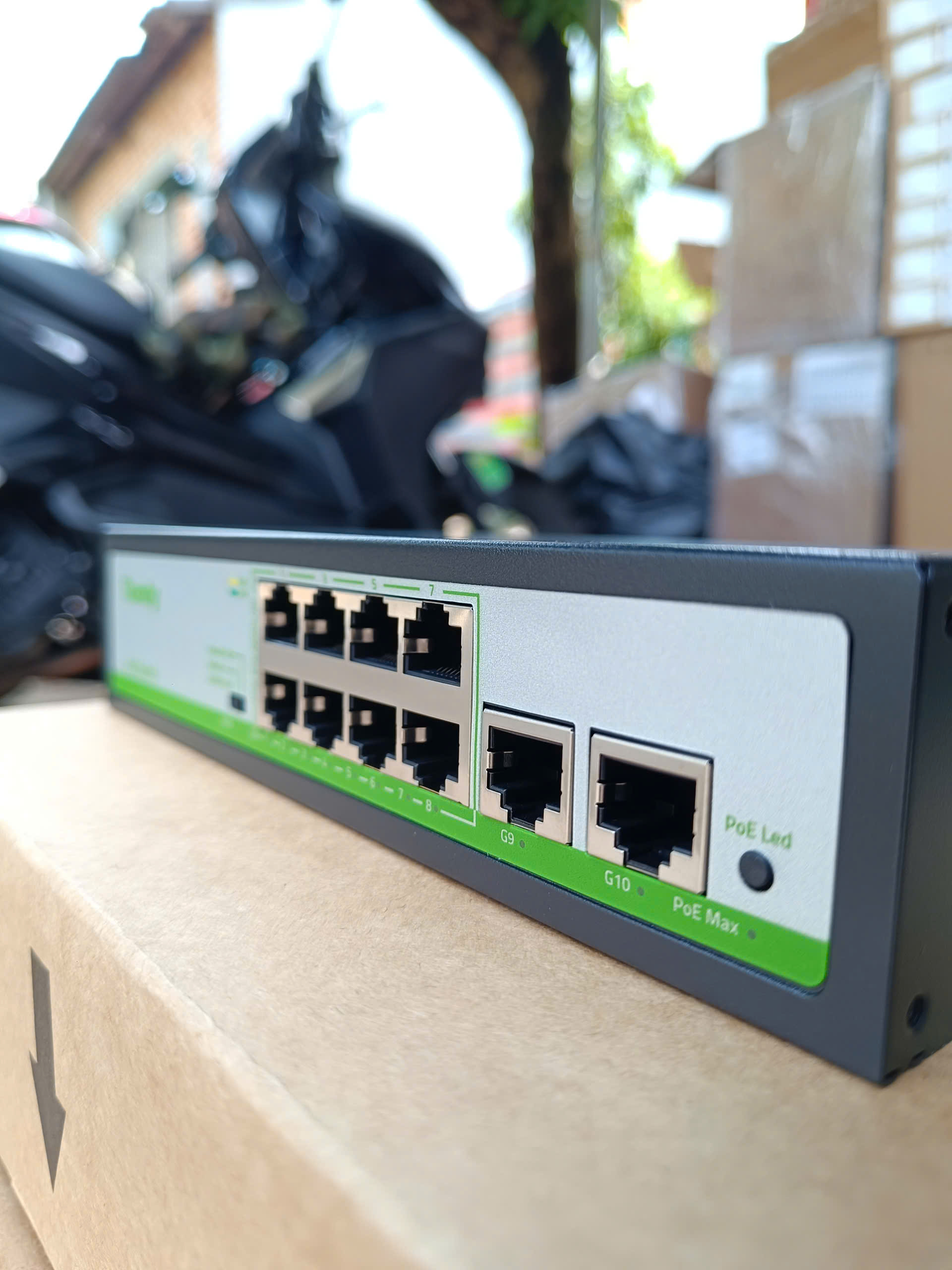Switch Tiandy poe 8 port TC-P3S010 Spec:F/0820/AT/ 90w CÔNG TY TNHH TM DV BAN MÊ